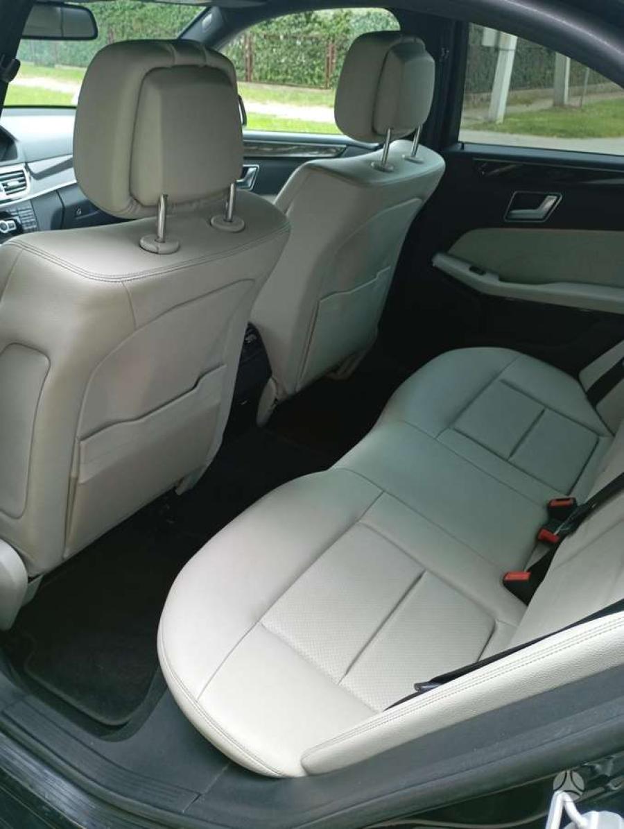 Black Mercedes-Benz E 220 2015 in Kaunas, with an engine capacity of 2.14 L and mileage of 272 thousand km for 10900 €, photo 20 on AUTOMOTO.COM.LV