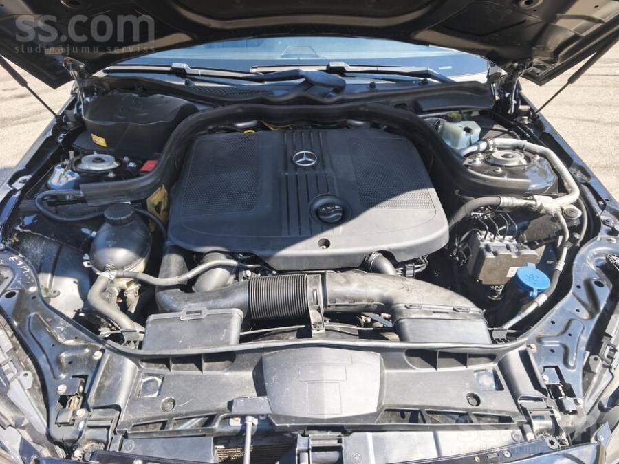 Black Mercedes-Benz E 220 2015 in Riga, with an engine capacity of 2.10 L and mileage of 308 thousand km for 13000 €, photo 20 on AUTOMOTO.COM.LV