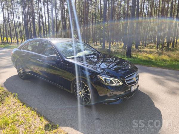 Черный Мерседес E 220 2015 в Рига, объемом двигателя 2.10 л и пробегом 0 тыс. км за 13200 €, фото 4 на AUTOMOTO.COM.LV