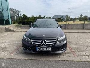 Черный Мерседес E 220 2015 в Вильнюс, объемом двигателя 2.14 л и пробегом 394 тыс. км за 8100 €, фото 3 на AUTOMOTO.COM.LV