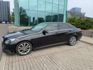 Черный Мерседес E 220 2015 в Вильнюс, объемом двигателя 2.14 л и пробегом 394 тыс. км за 8100 €, фото 7 на AUTOMOTO.COM.LV