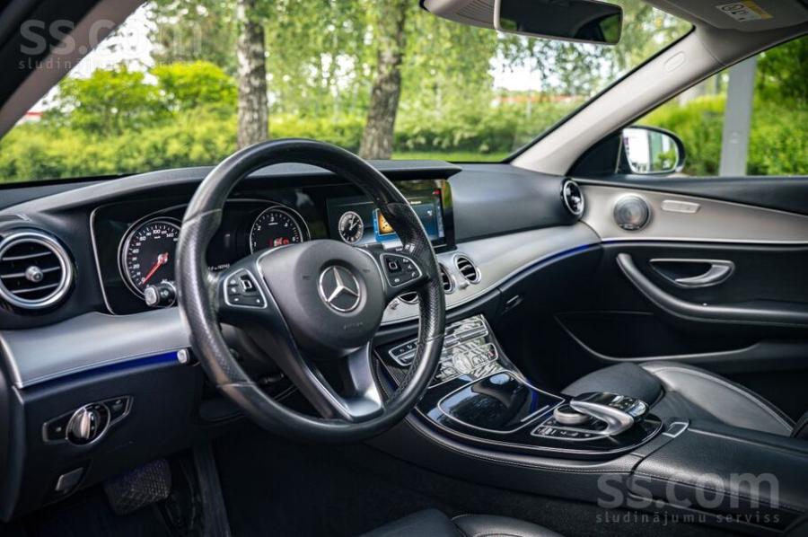 Melns Mercedes-Benz E 220 2016 Rīga, ar dzinēja tilpumu 2.00 L un nobraukumu 183 tūkst. km par 17990 €, foto 8 vietnē AUTOMOTO.COM.LV