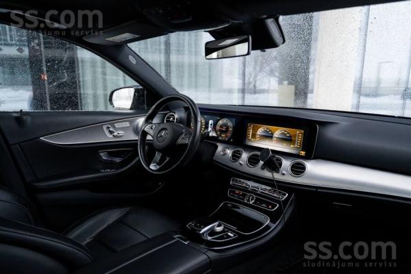 Black Mercedes-Benz E 220 2016 in Riga, with an engine capacity of 2.00 L and mileage of 218 thousand km for 21000 €, photo 10 on AUTOMOTO.COM.LV