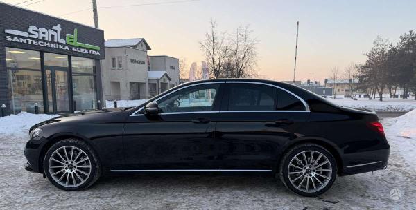 Melns Mercedes-Benz E 220 2016 Raseiniai, ar dzinēja tilpumu 2.14 L un nobraukumu 303 tūkst. km par 17600 €, foto 10 vietnē AUTOMOTO.COM.LV