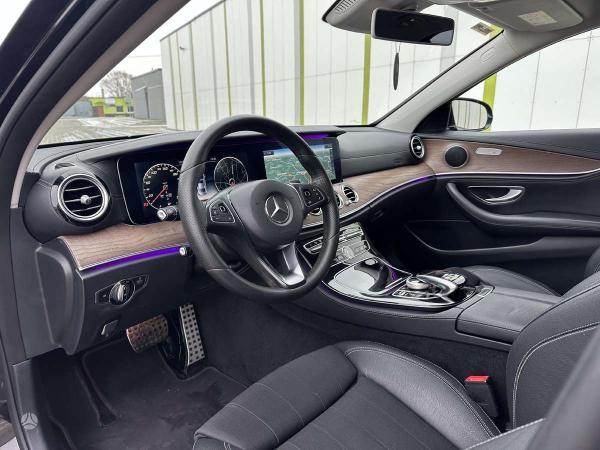 Black Mercedes-Benz E 220 2016 in Vilnius, with an engine capacity of 1.95 L and mileage of 303 thousand km for 17600 €, photo 7 on AUTOMOTO.COM.LV