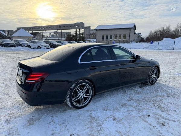 Melns Mercedes-Benz E 220 2016 Telšiai, ar dzinēja tilpumu 1.95 L un nobraukumu 276 tūkst. km par 18300 €, foto 7 vietnē AUTOMOTO.COM.LV