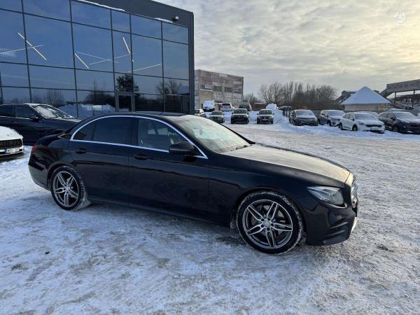 Melns Mercedes-Benz E 220 2016 Telšiai, ar dzinēja tilpumu 1.95 L un nobraukumu 276 tūkst. km par 18300 €, foto 8 vietnē AUTOMOTO.COM.LV