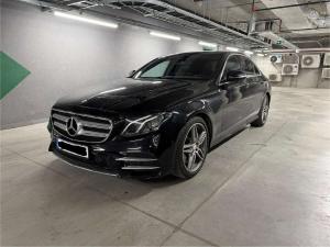 Black Mercedes-Benz E 220 2016 in Vilnius, with an engine capacity of 1.95 L and mileage of 302 thousand km for 18300 €, photo  on AUTOMOTO.COM.LV