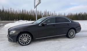 Melns Mercedes-Benz E 220 2016 Raseiniai, ar dzinēja tilpumu 1.95 L un nobraukumu 300 tūkst. km par 15850 €, foto 3 vietnē AUTOMOTO.COM.LV