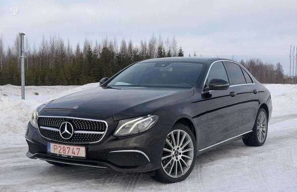 Melns Mercedes-Benz E 220 2016 Raseiniai, ar dzinēja tilpumu 1.95 L un nobraukumu 300 tūkst. km par 15850 €, foto 10 vietnē AUTOMOTO.COM.LV