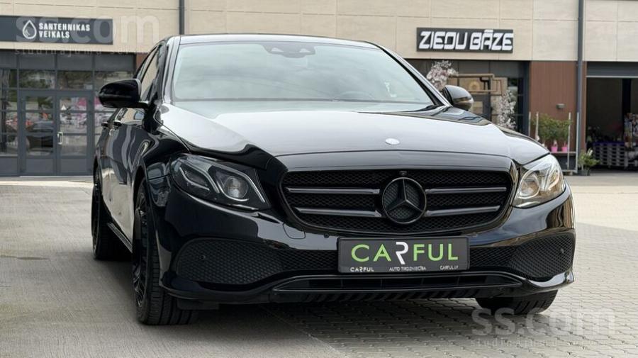 Melns Mercedes-Benz E 220 2016 Rīga, ar dzinēja tilpumu 2.00 L un nobraukumu 155 tūkst. km par 18900 €, foto 3 vietnē AUTOMOTO.COM.LV
