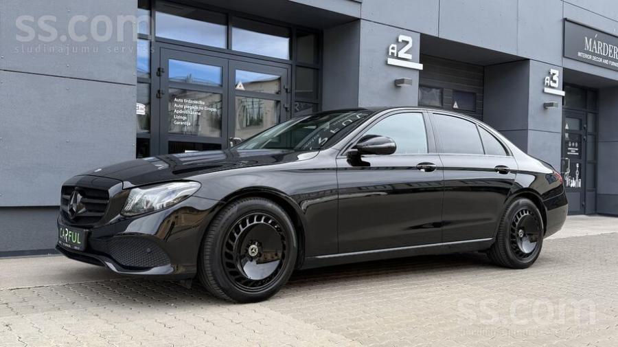 Melns Mercedes-Benz E 220 2016 Rīga, ar dzinēja tilpumu 2.00 L un nobraukumu 155 tūkst. km par 18900 €, foto 5 vietnē AUTOMOTO.COM.LV