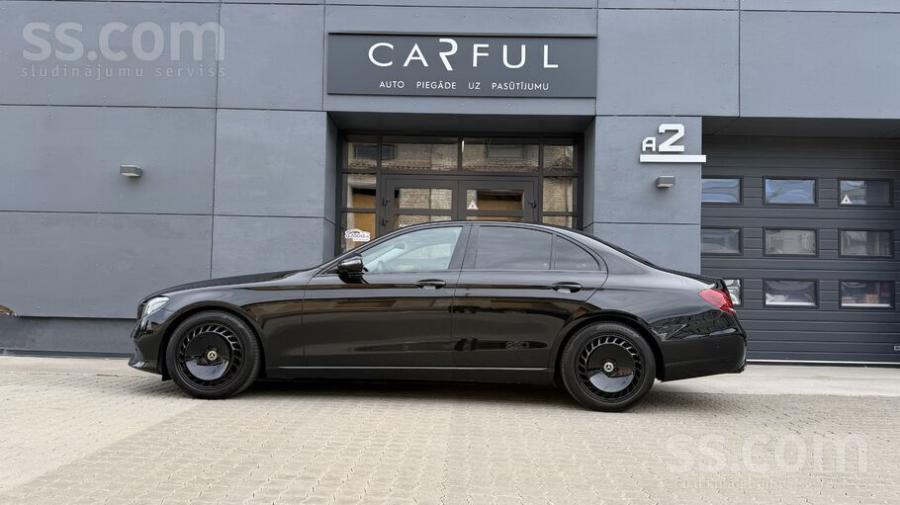 Melns Mercedes-Benz E 220 2016 Rīga, ar dzinēja tilpumu 2.00 L un nobraukumu 155 tūkst. km par 18900 €, foto 6 vietnē AUTOMOTO.COM.LV