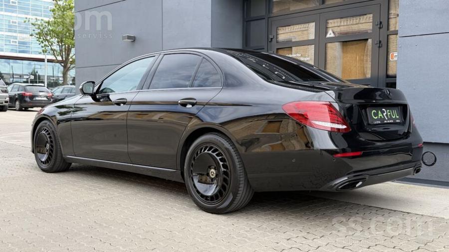 Melns Mercedes-Benz E 220 2016 Rīga, ar dzinēja tilpumu 2.00 L un nobraukumu 155 tūkst. km par 18900 €, foto 7 vietnē AUTOMOTO.COM.LV