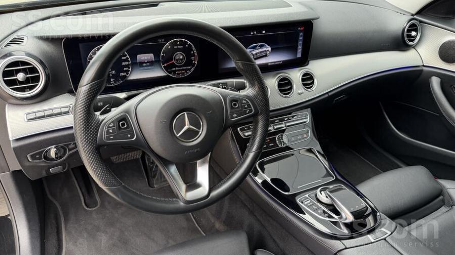 Melns Mercedes-Benz E 220 2016 Rīga, ar dzinēja tilpumu 2.00 L un nobraukumu 155 tūkst. km par 18900 €, foto 13 vietnē AUTOMOTO.COM.LV