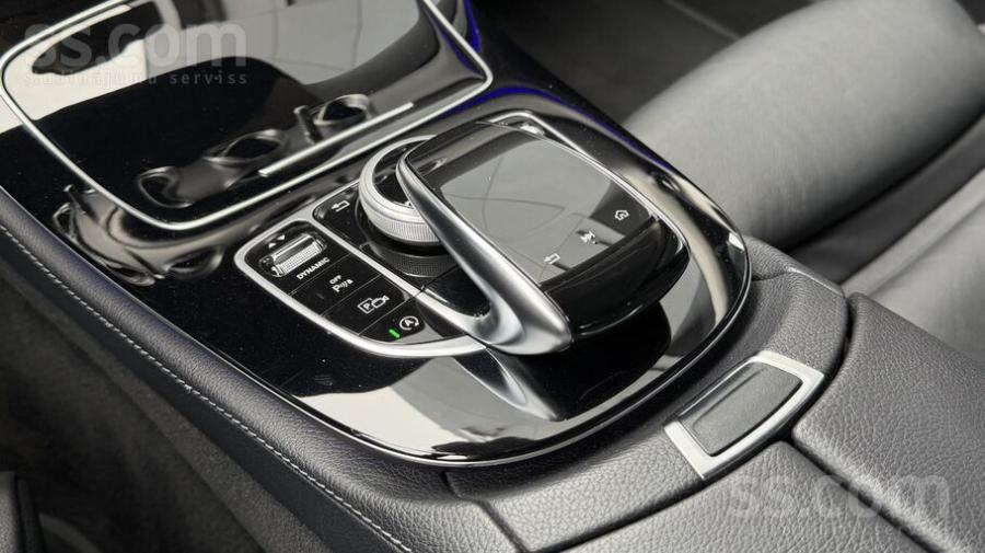Melns Mercedes-Benz E 220 2016 Rīga, ar dzinēja tilpumu 2.00 L un nobraukumu 155 tūkst. km par 18900 €, foto 18 vietnē AUTOMOTO.COM.LV