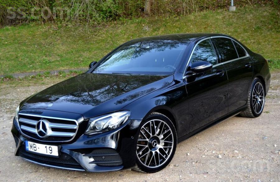 Black Mercedes-Benz E 220 2016 in Tukums, with an engine capacity of 2.00 L and mileage of 278 thousand km for 19800 €, photo 1 on AUTOMOTO.COM.LV