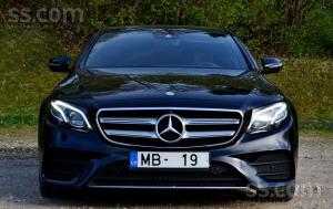 Black Mercedes-Benz E 220 2016 in Tukums, with an engine capacity of 2.00 L and mileage of 278 thousand km for 19800 €, photo 4 on AUTOMOTO.COM.LV