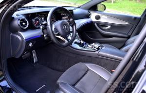 Black Mercedes-Benz E 220 2016 in Tukums, with an engine capacity of 2.00 L and mileage of 278 thousand km for 19800 €, photo 13 on AUTOMOTO.COM.LV