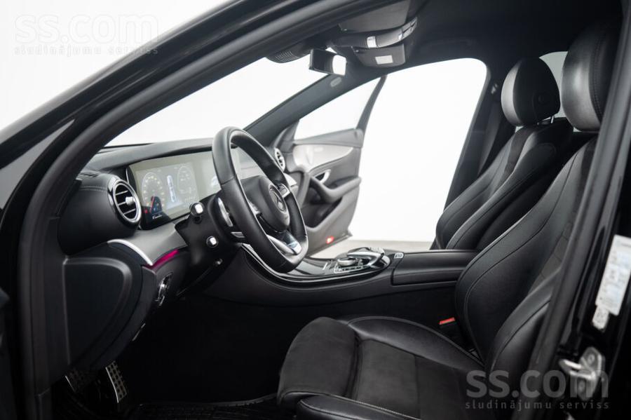 Черный Мерседес E 220 2016 в Таллин, объемом двигателя 2.00 л и пробегом 238 тыс. км за 19499 €, фото 8 на AUTOMOTO.COM.LV