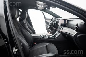Черный Мерседес E 220 2016 в Таллин, объемом двигателя 2.00 л и пробегом 238 тыс. км за 19499 €, фото 11 на AUTOMOTO.COM.LV