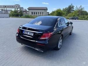Черный Мерседес E 220 2016 в Тельшяй, объемом двигателя 1.95 л и пробегом 272 тыс. км за 17500 €, фото 7 на AUTOMOTO.COM.LV