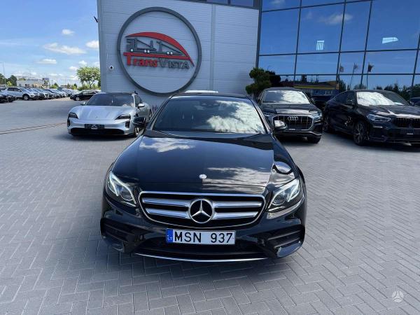 Black Mercedes-Benz E 220 2016 in Telschi, with an engine capacity of 1.95 L and mileage of 272 thousand km for 17500 €, photo 10 on AUTOMOTO.COM.LV