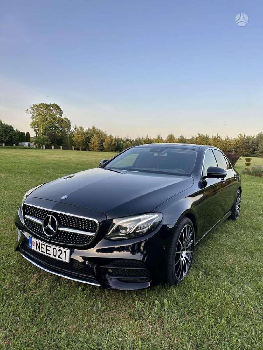 Черный Мерседес E 220 2016 в Таураге, объемом двигателя 1.95 л и пробегом 184 тыс. км за 14499 €, фото 4 на AUTOMOTO.COM.LV