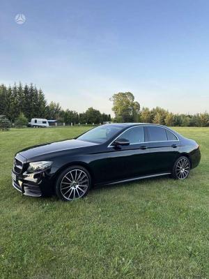 Черный Мерседес E 220 2016 в Таураге, объемом двигателя 1.95 л и пробегом 184 тыс. км за 14499 €, фото 6 на AUTOMOTO.COM.LV