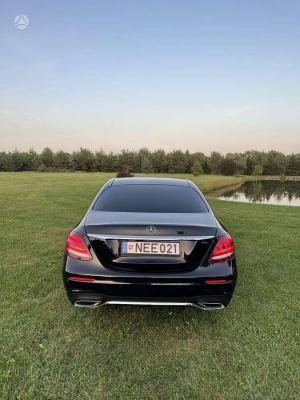 Черный Мерседес E 220 2016 в Таураге, объемом двигателя 1.95 л и пробегом 184 тыс. км за 14499 €, фото 12 на AUTOMOTO.COM.LV