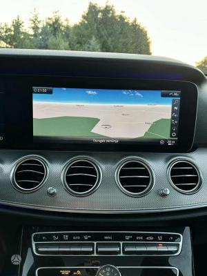 Черный Мерседес E 220 2016 в Таураге, объемом двигателя 1.95 л и пробегом 184 тыс. км за 14499 €, фото 33 на AUTOMOTO.COM.LV