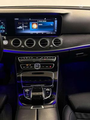 Black Mercedes-Benz E 220 2016 in Marijampole, with an engine capacity of 2.20 L and mileage of 326 thousand km for 16450 €, photo 12 on AUTOMOTO.COM.LV