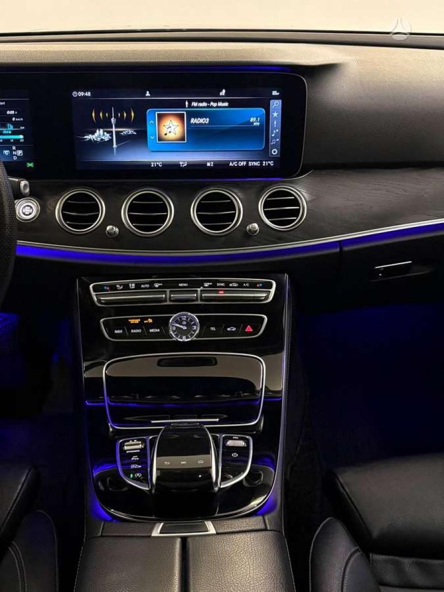 Black Mercedes-Benz E 220 2016 in Marijampole, with an engine capacity of 2.20 L and mileage of 326 thousand km for 16450 €, photo 12 on AUTOMOTO.COM.LV