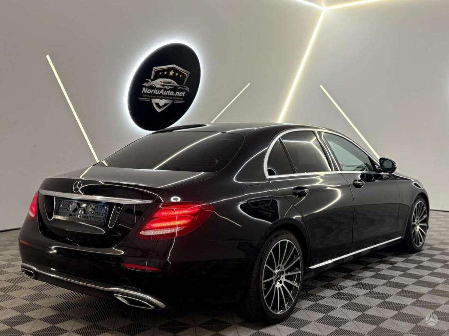 Black Mercedes-Benz E 220 2016 in Marijampole, with an engine capacity of 2.20 L and mileage of 326 thousand km for 16450 €, photo 32 on AUTOMOTO.COM.LV