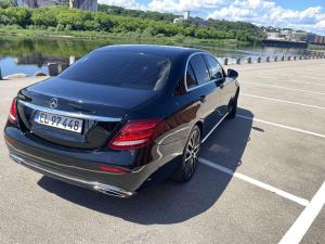 Black Mercedes-Benz E 220 2016 in Kaunas, with an engine capacity of 1.95 L and mileage of 280 thousand km for 14900 €, photo 7 on AUTOMOTO.COM.LV