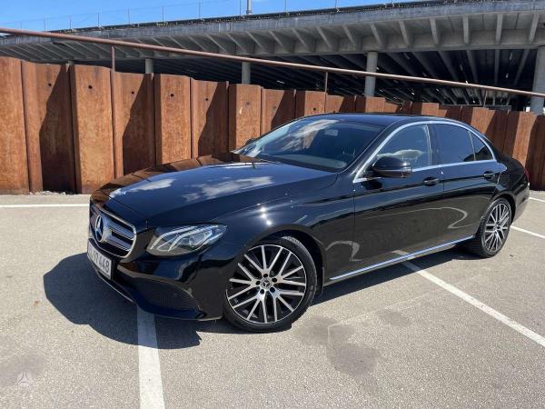 Melns Mercedes-Benz E 220 2016 Kauņa, ar dzinēja tilpumu 1.95 L un nobraukumu 280 tūkst. km par 14900 €, foto 10 vietnē AUTOMOTO.COM.LV