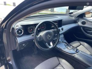 Black Mercedes-Benz E 220 2016 in Kaunas, with an engine capacity of 1.95 L and mileage of 280 thousand km for 14900 €, photo 19 on AUTOMOTO.COM.LV