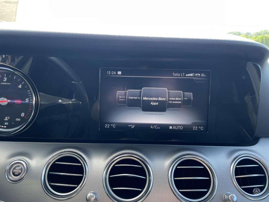 Black Mercedes-Benz E 220 2016 in Kaunas, with an engine capacity of 1.95 L and mileage of 280 thousand km for 14900 €, photo 27 on AUTOMOTO.COM.LV