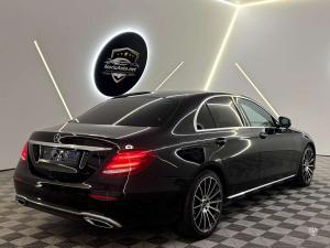 Melns Mercedes-Benz E 220 2016 Marijampole, ar dzinēja tilpumu 2.20 L un nobraukumu 326 tūkst. km par 15999 €, foto 9 vietnē AUTOMOTO.COM.LV
