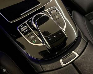 Melns Mercedes-Benz E 220 2016 Marijampole, ar dzinēja tilpumu 2.20 L un nobraukumu 326 tūkst. km par 15999 €, foto 24 vietnē AUTOMOTO.COM.LV