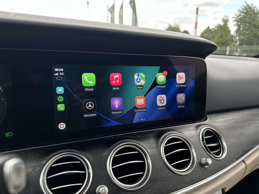 Черный Мерседес E 220 2016 в Шяуляй, объемом двигателя 1.95 л и пробегом 319 тыс. км за 21000 €, фото 23 на AUTOMOTO.COM.LV