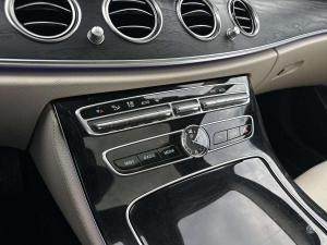 Черный Мерседес E 220 2016 в Шяуляй, объемом двигателя 1.95 л и пробегом 319 тыс. км за 21000 €, фото 34 на AUTOMOTO.COM.LV