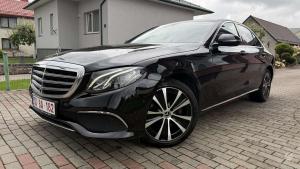 Black Mercedes-Benz E 220 2016 in Kedainiai, with an engine capacity of 1.95 L and mileage of 201 thousand km for 19999 €, photo 9 on AUTOMOTO.COM.LV