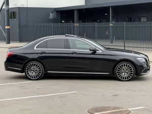 Black Mercedes-Benz E 220 2016 in Jonava, with an engine capacity of 1.95 L and mileage of 270 thousand km for 17700 €, photo 12 on AUTOMOTO.COM.LV