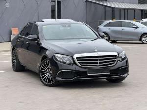 Black Mercedes-Benz E 220 2016 in Jonava, with an engine capacity of 1.95 L and mileage of 270 thousand km for 17700 €, photo 13 on AUTOMOTO.COM.LV