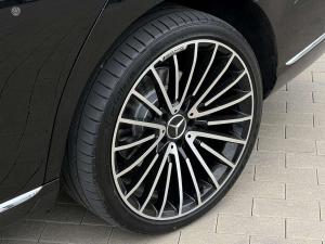 Black Mercedes-Benz E 220 2016 in Jonava, with an engine capacity of 1.95 L and mileage of 270 thousand km for 17700 €, photo 35 on AUTOMOTO.COM.LV