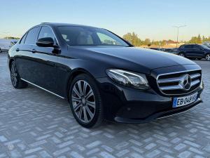 Melns Mercedes-Benz E 220 2016 Tauragė, ar dzinēja tilpumu 2.00 L un nobraukumu 252 tūkst. km par 17600 €, foto 3 vietnē AUTOMOTO.COM.LV