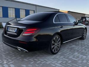 Melns Mercedes-Benz E 220 2016 Tauragė, ar dzinēja tilpumu 2.00 L un nobraukumu 252 tūkst. km par 17600 €, foto 5 vietnē AUTOMOTO.COM.LV