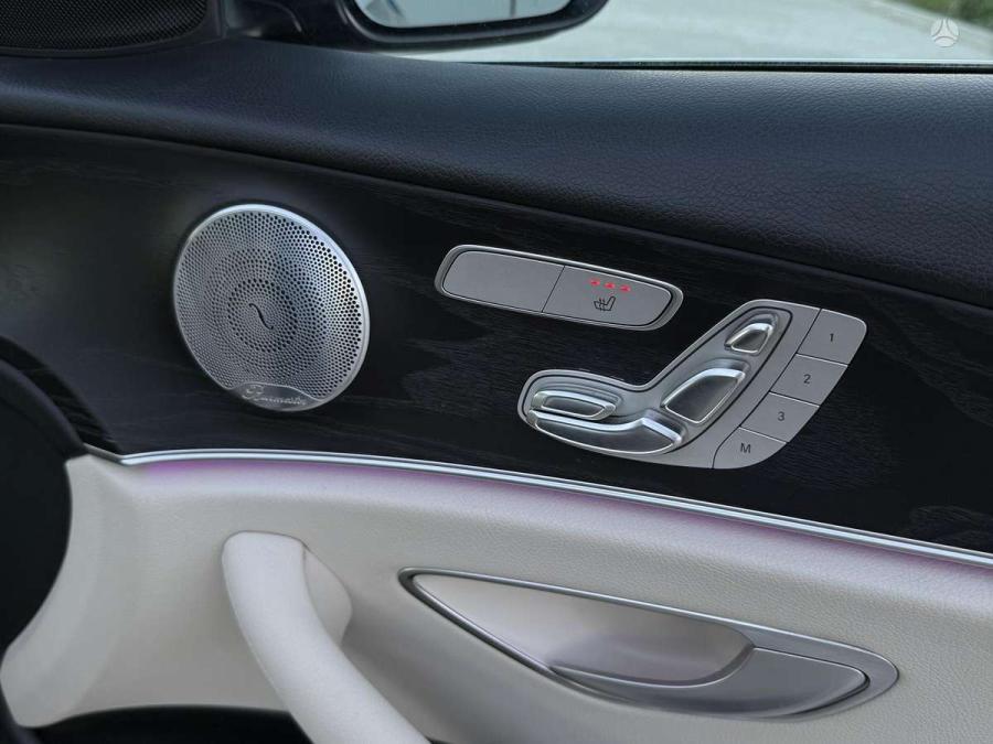 Melns Mercedes-Benz E 220 2016 Tauragė, ar dzinēja tilpumu 2.00 L un nobraukumu 252 tūkst. km par 17600 €, foto 15 vietnē AUTOMOTO.COM.LV