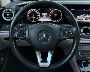 Melns Mercedes-Benz E 220 2016 Tauragė, ar dzinēja tilpumu 2.00 L un nobraukumu 252 tūkst. km par 17600 €, foto 18 vietnē AUTOMOTO.COM.LV